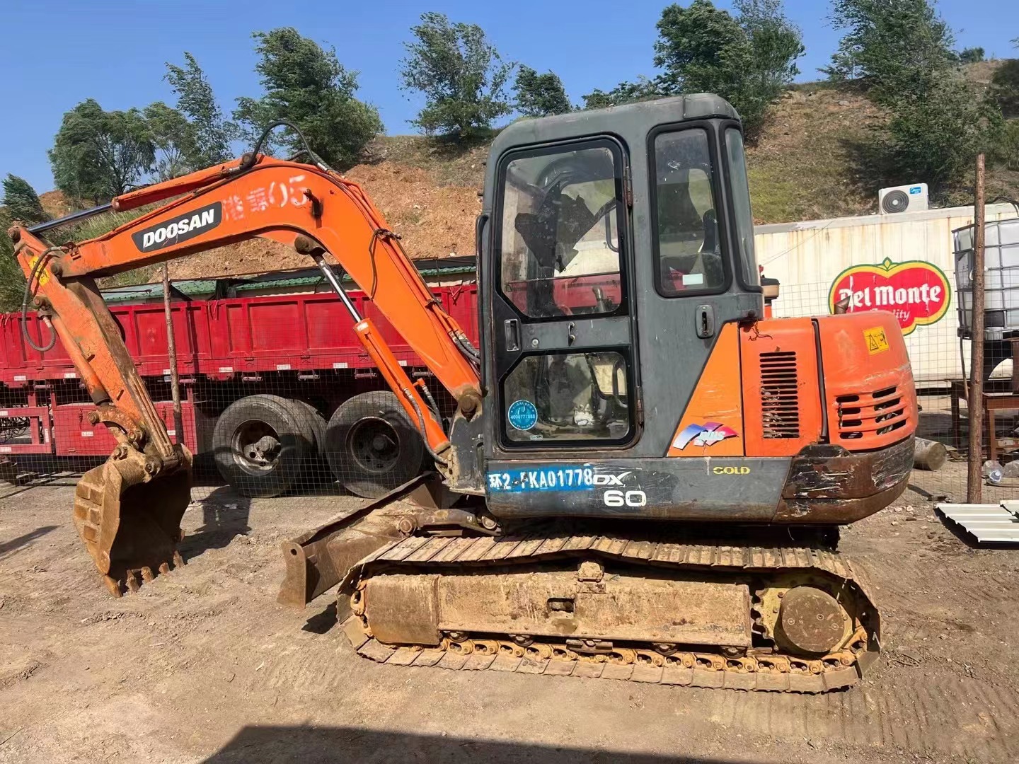 Used Doosan Mini Excavator Compact Excavator Small Excavator DX60 DX60W ...